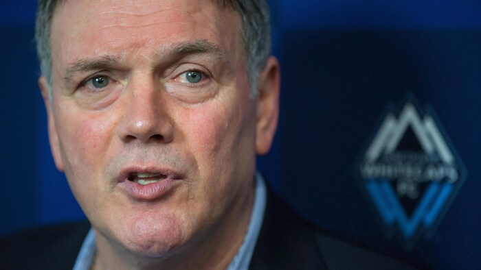 Les Whitecaps congédient leur président Bob Lenarduzzi | Radio-Canada