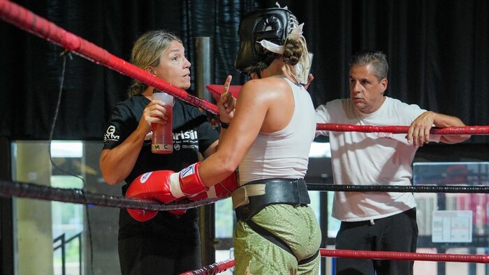 Kim Clavel plus vite, plus haut, plus fort | Radio-Canada