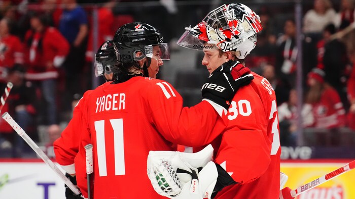 Équipe Canada junior se concentre sur la discipline avant les quarts de ...