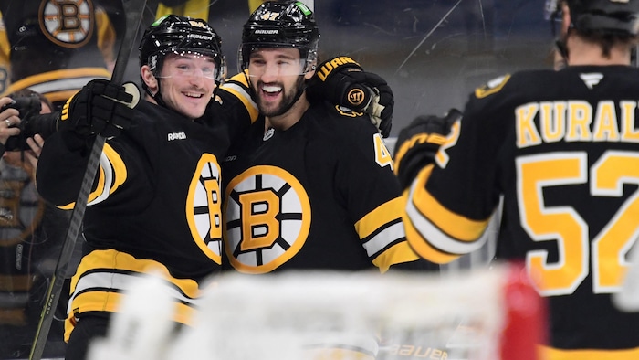 Les Bruins dominent les Devils, avant d’amorcer les séries à Buffalo ...
