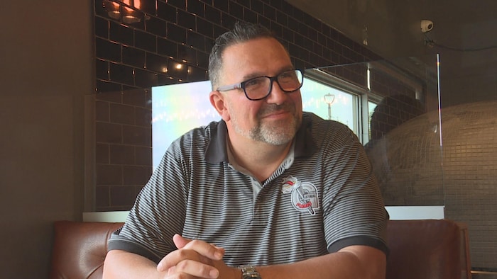 Amener les Flames de Gatineau au sommet : le projet de Carl Robillard ...