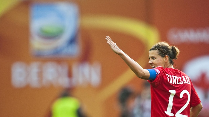 Christine Sinclair annonce sa retraite de l’équipe canadienne de soccer ...