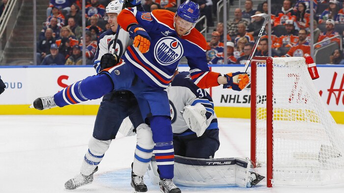 Pas de panique chez les Oilers malgré une position inconfortable ...