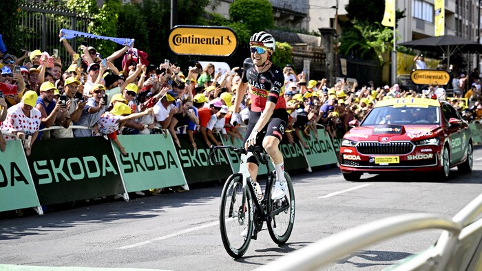 Tim Wellens gagne en solitaire la 15e étape du Tour de France | Radio ...