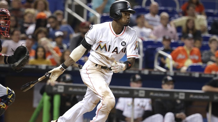Les Marlins échangent Dee Gordon | Radio-Canada