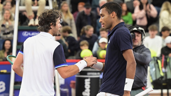 Félix Auger-Aliassime surpris au 2e tour à Hambourg | Radio-Canada