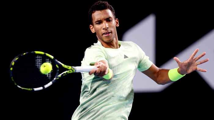 Félix Auger-Aliassime tombe au 2e tour à Marseille | Radio-Canada