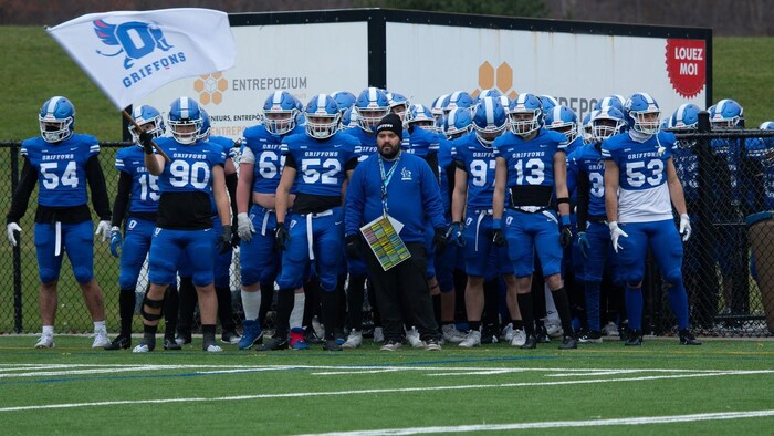 Une « épée de Damoclès » au dessus du programme des Griffons | Radio-Canada