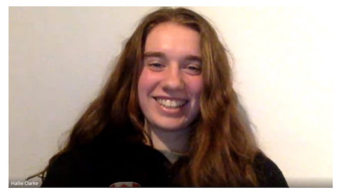 La Canadienne Hallie Clarke est championne du monde de skeleton | Radio ...