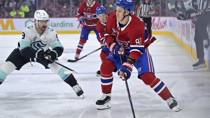 Cole Caufield donne la victoire au CH en prolongation dans son match d’ouverture | Radio-Canada