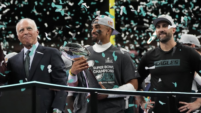 Les Eagles écrasent les Chiefs au Super Bowl LIX | Radio-Canada