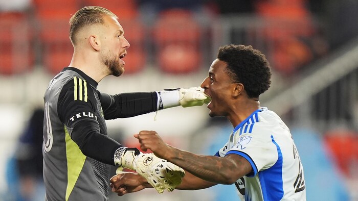 Le CF Montréal franchit le premier tour en Championnat canadien | Radio ...