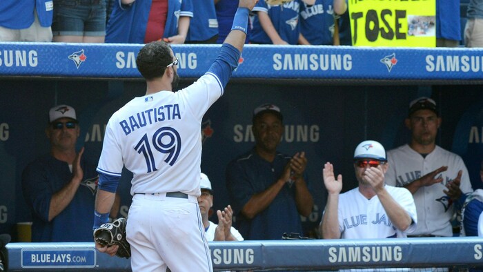 Bautista signe un contrat d’un jour pour pouvoir prendre sa retraite en tant que Blue Jays ...