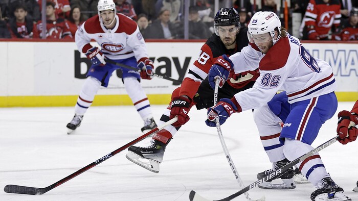 Le vestiaire du Rocket est fier des succès de Joshua Roy | Radio-Canada