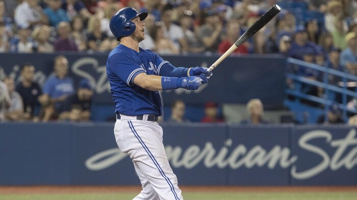 Justin Smoak offre la victoire aux Jays | Radio-Canada