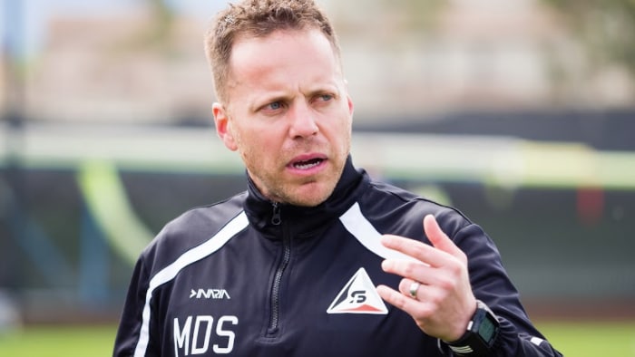 Dos Santos reprend du service dans la MLS | Radio-Canada