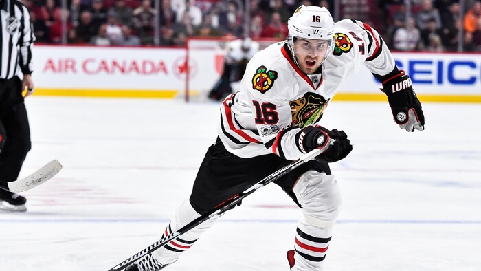 Marcus Kruger passe des Hawks aux Golden Knights | Radio-Canada