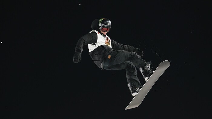 Parrot saute vers la victoire à l'Air & Style d'Innsbruck | Radio-Canada