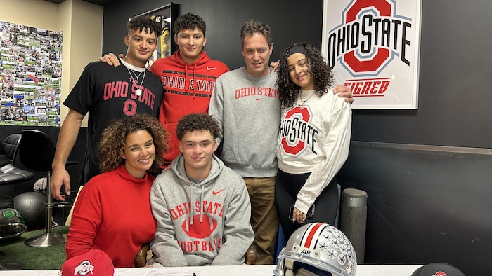 Maxence LeBlanc officiellement un Buckeye d’Ohio State | Radio-Canada