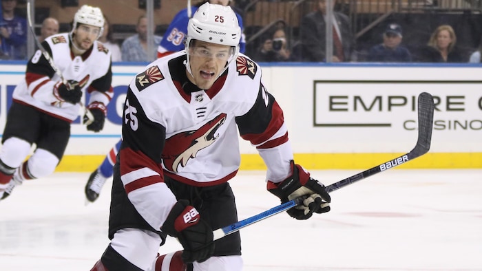 Le Canadien embauche le centre Nick Cousins | Radio-Canada