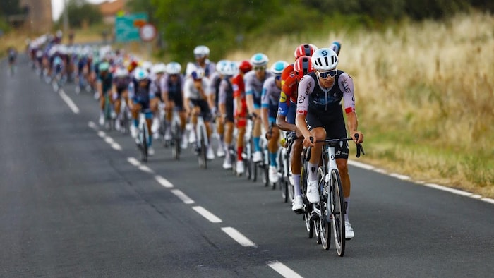 Le Québécois au service de Tom Pidcock à la Vuelta | Radio-Canada