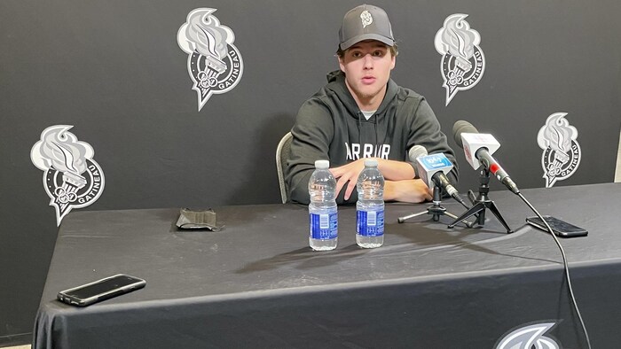 Zach Dean ne revient pas en sauveur avec les Olympiques de Gatineau ...