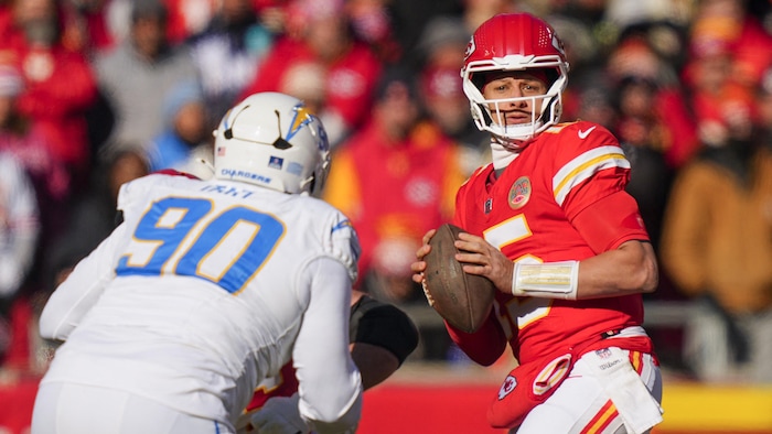 Le quart-arrière Patrick Mahomes a été opéré et entame sa rééducation ...