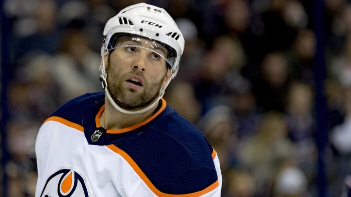 Patrick Maroon suspendu pour deux matchs | Radio-Canada