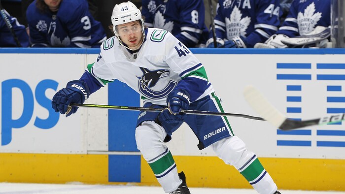 Quinn Hughes devient le 15e capitaine de l’histoire des Canucks | Radio ...