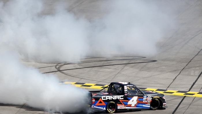 Raphaël Lessard gagne à Talladega sa première course en NASCAR | Radio ...
