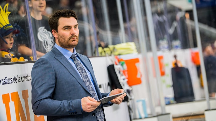 Entraîneur-chef d’un jour, Raphaël-Pier Richer marque l’histoire de la ...