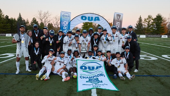Les Gee-Gees conservent leur titre de championnes du soccer féminin ...
