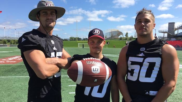 Les trois mousquetaires du Rouge et Noir d'Ottawa | Radio-Canada