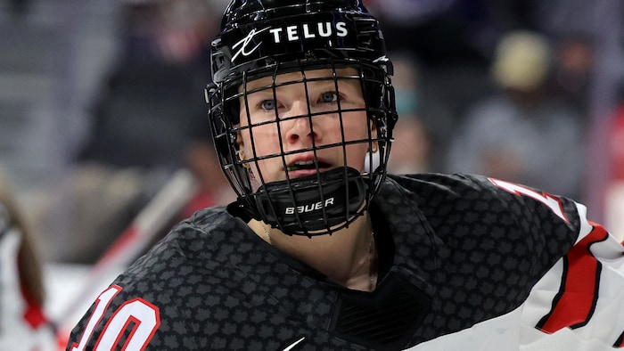 Sarah Fillier à la poursuite de l’excellence | Radio-Canada