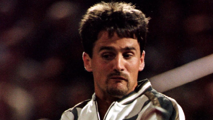 Sébastien Lareau renoue avec le tennis | Radio-Canada