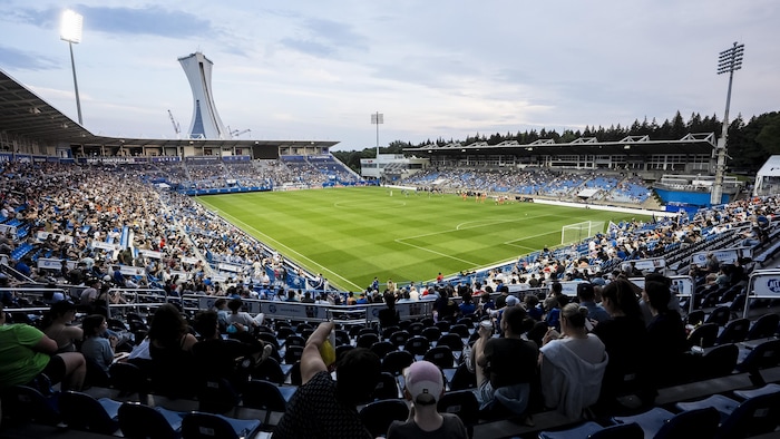 Le CF Montréal s’inquiète pour le Stade olympique | Radio-Canada