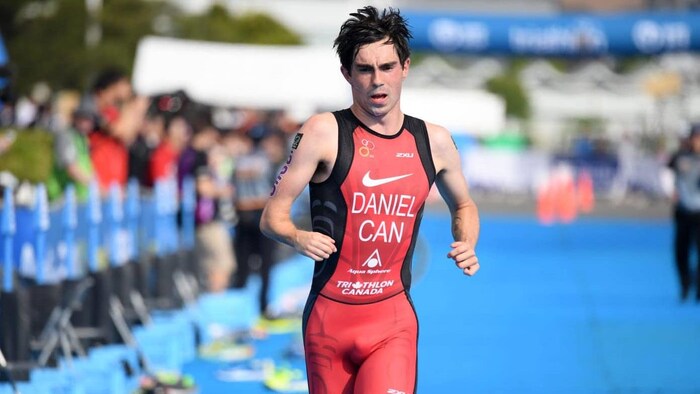 Le Canadien Stefan Daniel couronné au paratriathlon de Montréal ...