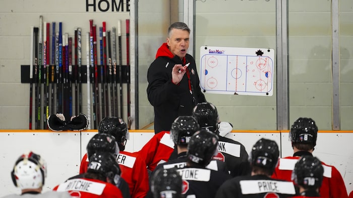 Bradly Nadeau fait bonne impression au camp d’Équipe Canada junior ...