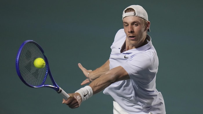 Denis Shapovalov au deuxième tour à Los Cabos | Radio-Canada