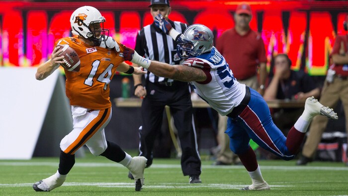 Gabriel Knapton de retour avec les Alouettes | Radio-Canada