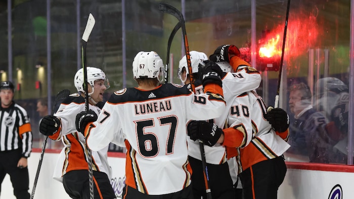 Tristan Luneau veut forcer la main aux Ducks d’Anaheim | Radio-Canada