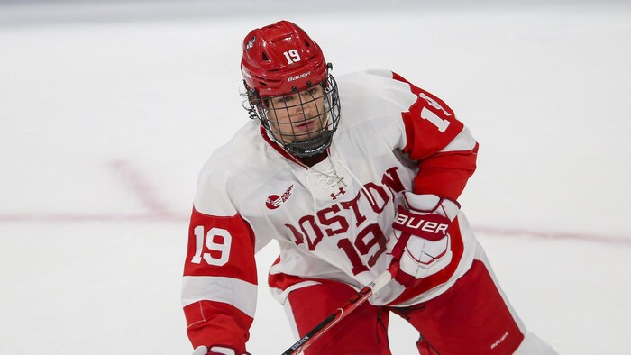 Tyler Boucher a pris une grosse décision en signant son contrat d ...