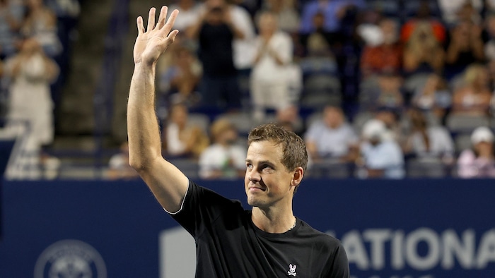 Éliminé au premier tour à Toronto, Pospisil fait ses adieux au tennis ...