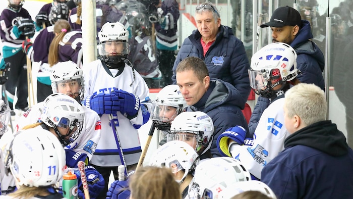 Une place au Temple de la renommée de Ringuette Canada pour Yvon Brault ...