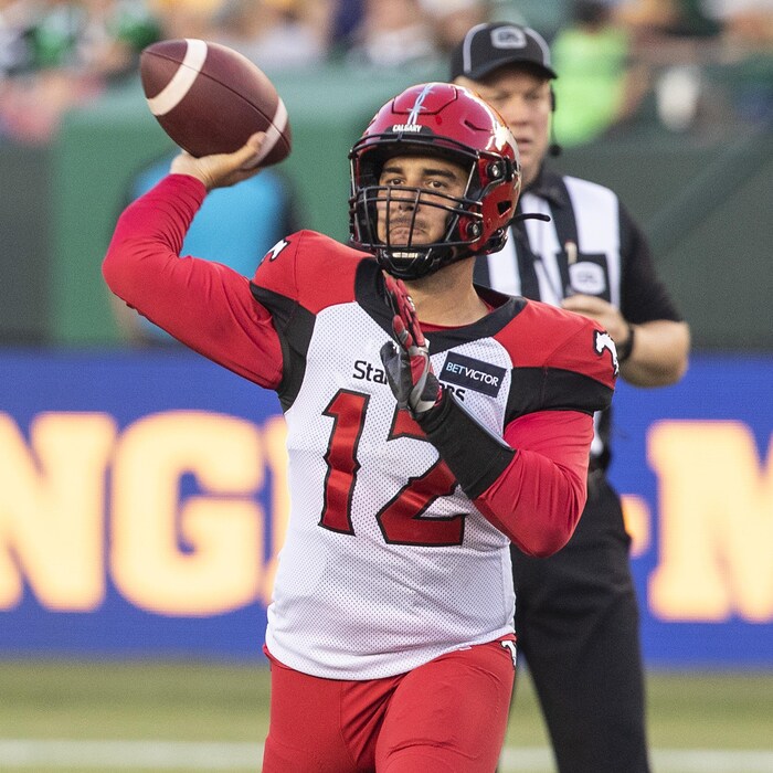 La fin de Bo Levi Mitchell avec les Stampeders | Radio-Canada