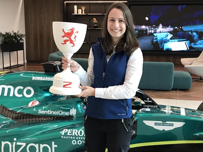 Megan Gilkes fait le spectacle et finit 11e à sa dernière course ...