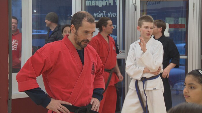 « Héros du sport » : deux frères d'Ottawa aux grandes ambitions en arts ...