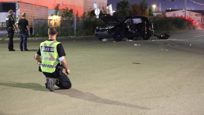 Trois blessés dans un délit de fuite à Québec | Radio-Canada