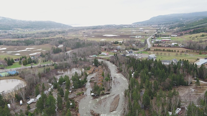 Risque d’inondations : des évacuations ordonnées à Sainte-Brigitte-de ...