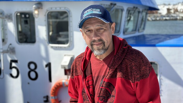 Les captures de crabe dépassent les attentes dans la zone 12 | Radio-Canada